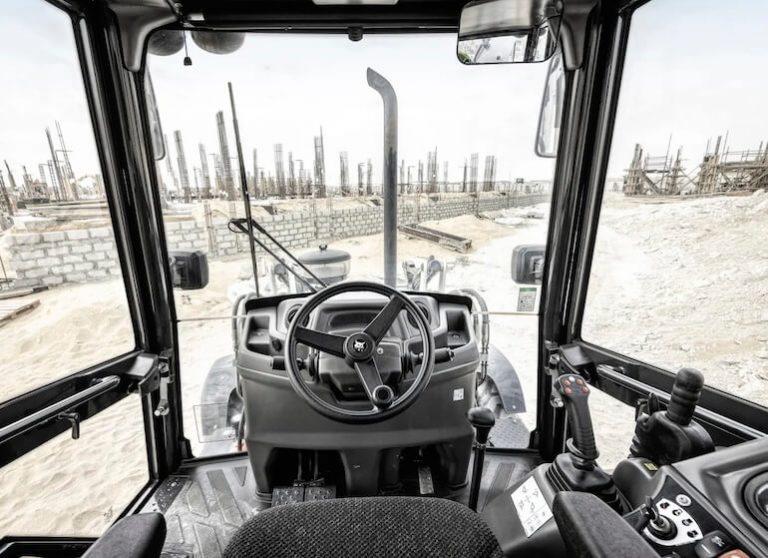 Bobcat B730 M Backhoe Loader Specs, Weight & Dimensions at Equipment Wiki