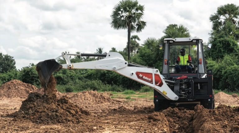 Bobcat B900 Backhoe Loader Specs, Weight & Dimensions at Equipment Wiki